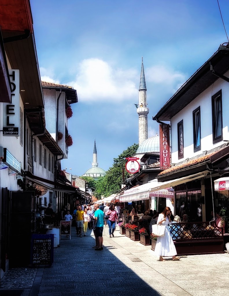 Sarajevo shopping | Vildan Mujezin